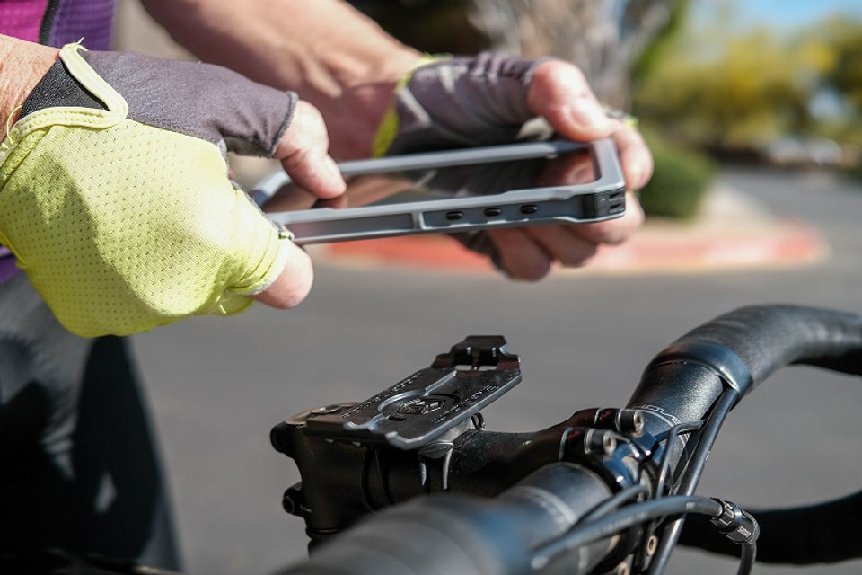 Juggernaut Case Bike Phone Mount