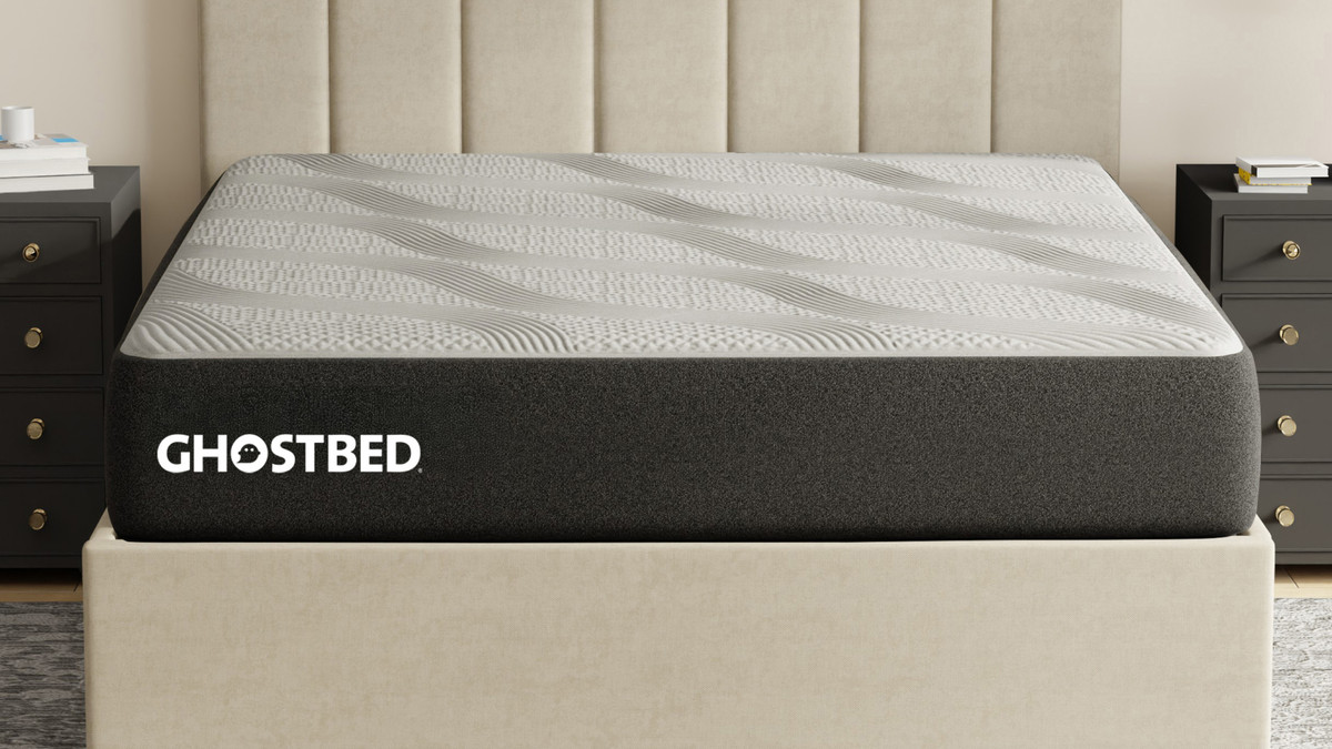 GhostBed Essential 11" Firm Cooling Gel Memory Foam Mattress, Queen ...