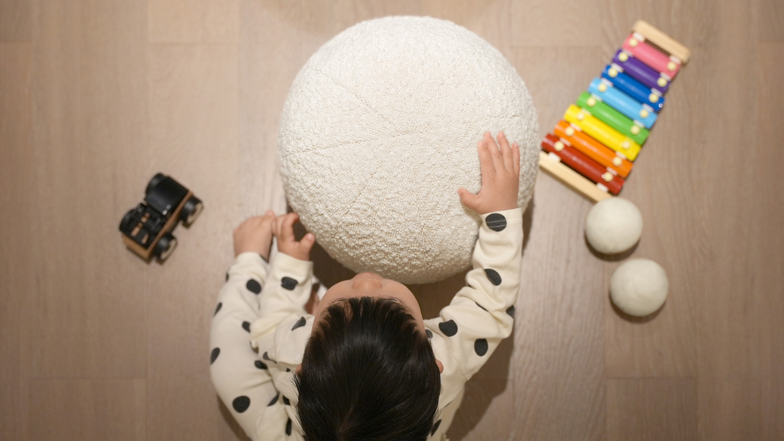 Luna 12" Round Sphere Accent Ball Throw Pillow, Ivory White Bouclé ...