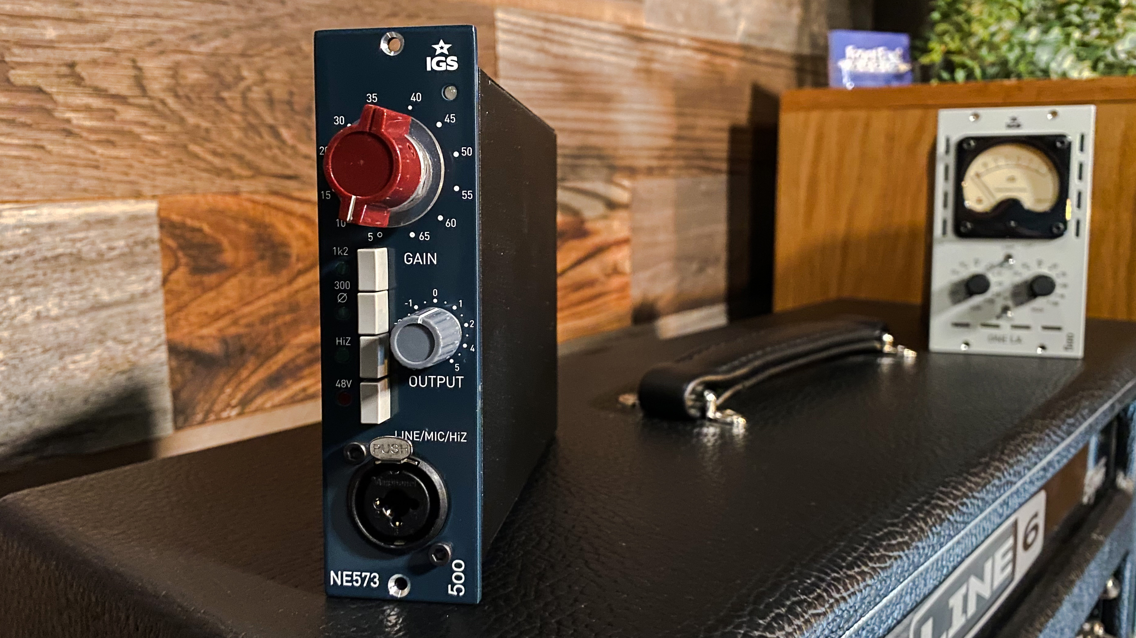 Hands on with the IGS NE573 - Solid, Impressive and Authentic! - Front ...