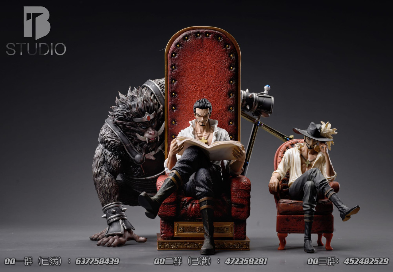 * Pre-order * BT Studio One Piece Sitting position Dracule Mihawk Resin ...
