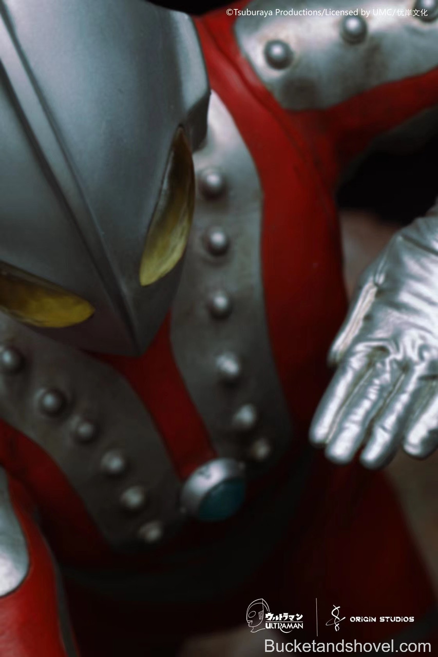 *Pre-order * Origin Studio Ultraman Zoffy Resin Statue - Bucket&Shovel