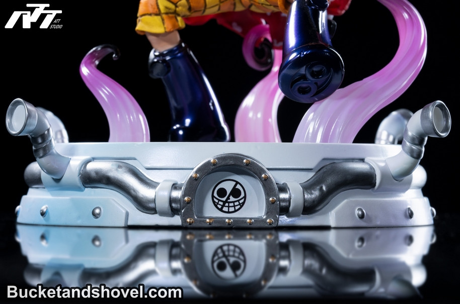 *Pre-order * ATT Studio One Piece Seraphim Flamingo＆Dracule Mihawk ...