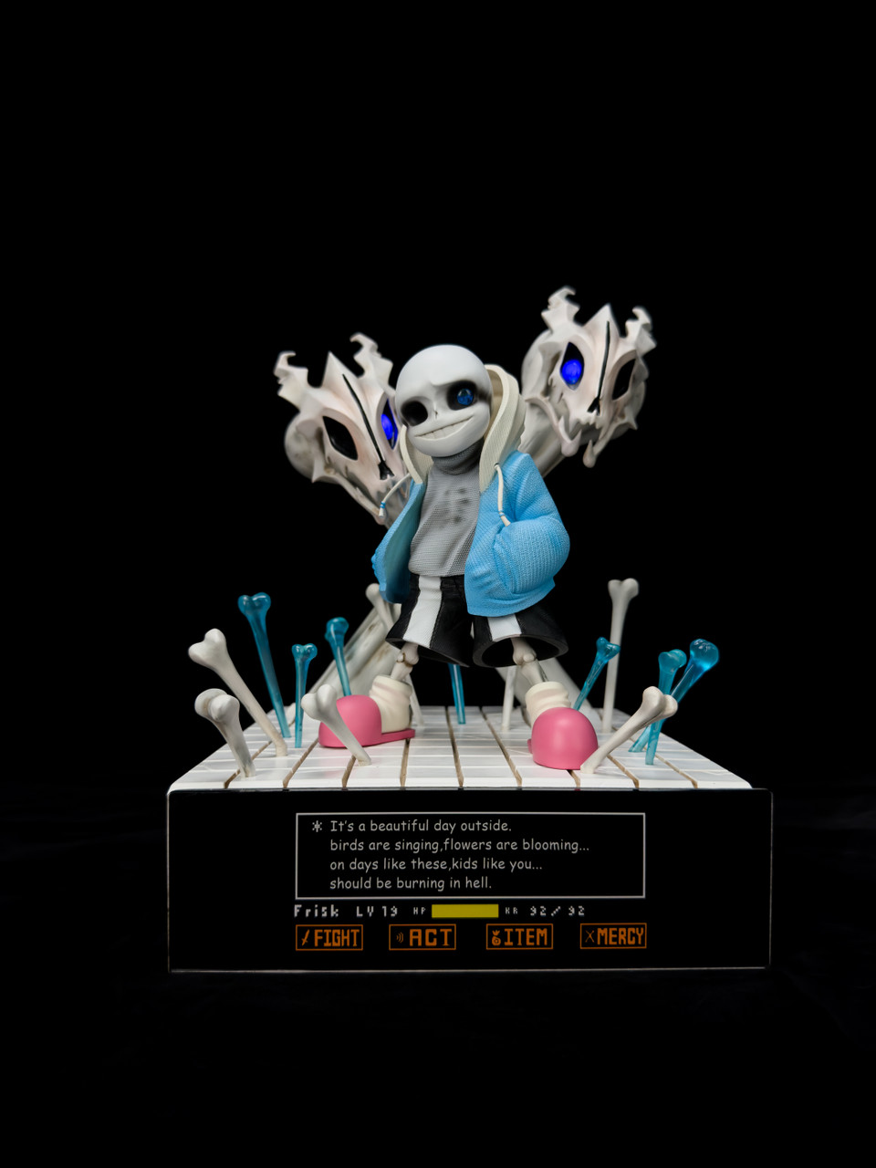 *Pre-order * Gameplayer Studio Undertale SANS-GB Gun Resin Statue ...