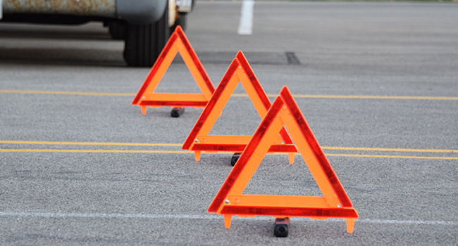 Cortina Roadside Safety Triangles (3) | Emergency Warning Kit at ...