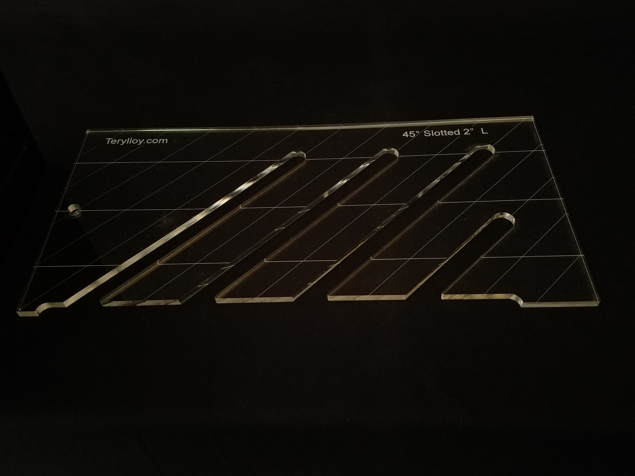 1/4" Quilting Template, 45' Slotted Ruler, 2", Medium - Teryl Loy ...