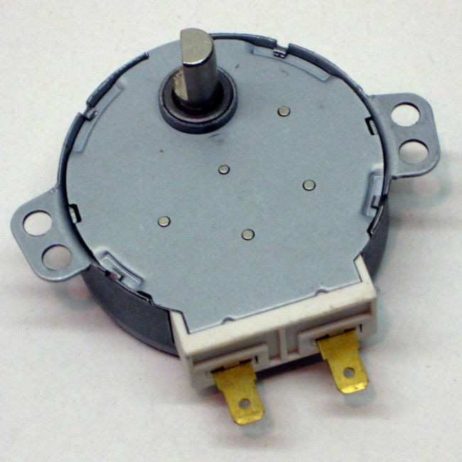 GE Microwave Turntable Tray Motor | McCombs Supply Co | 15QBP1017