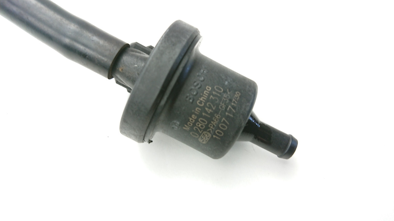 Tank breather valve BMW S1000XR S1000R S1000RR R1200GSW G450X ...
