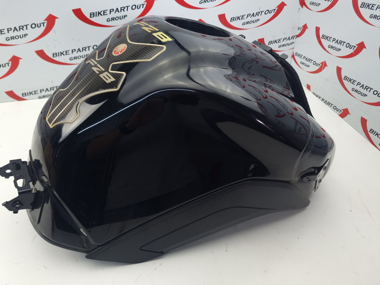 Fuel petrol tank Yamaha FZ8-N FZ8N FZ8 N 2011 39P-Y2410-00-01 - Bike ...