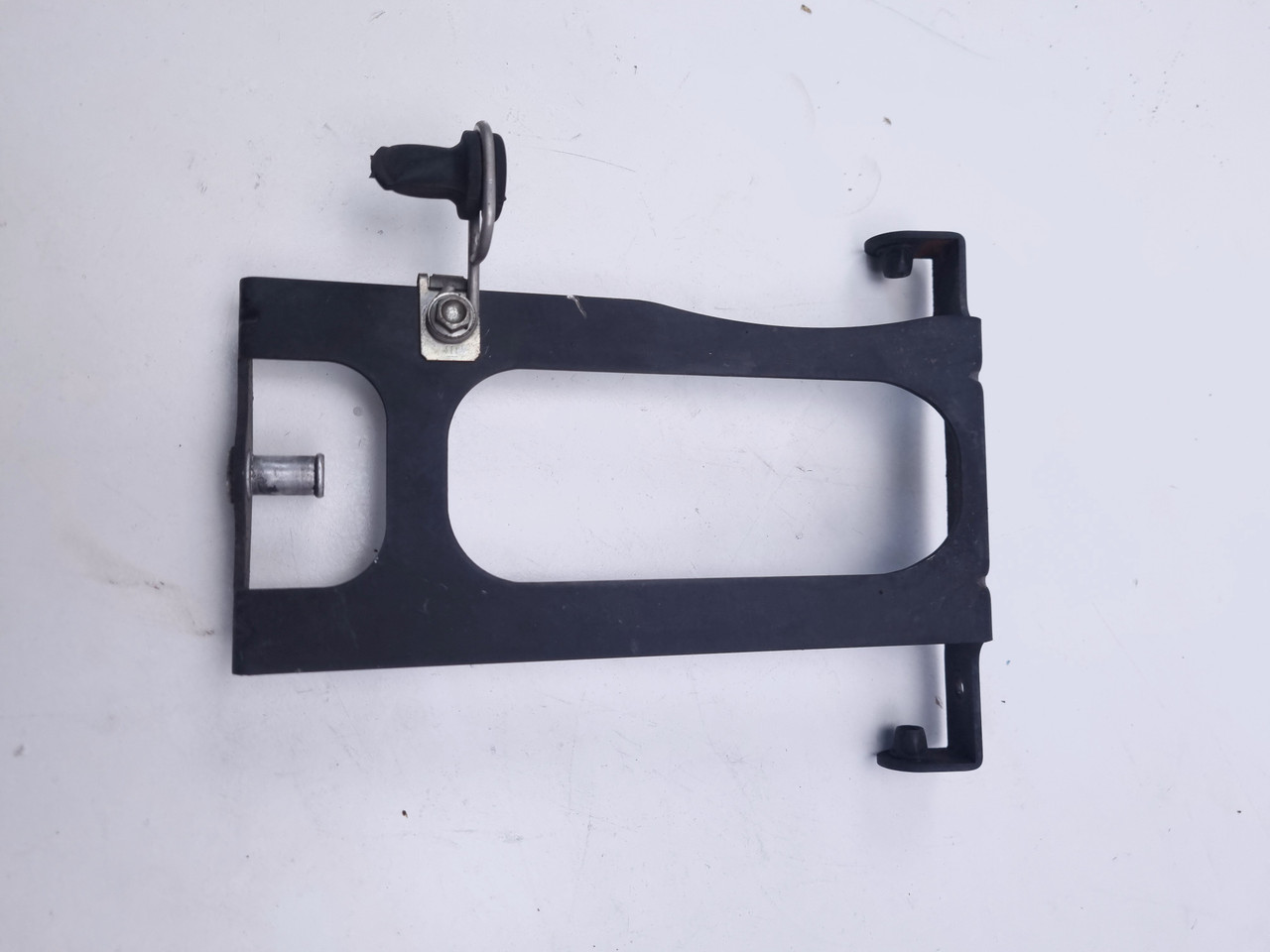 Lower radiator mount bracket Ducati 1098 S 848 Streetfighter 82927661A ...