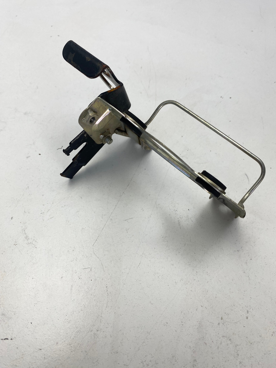 Speedometer bracket mount Suzuki RMX450 10-18 34950-02J00 - Bike Part Out