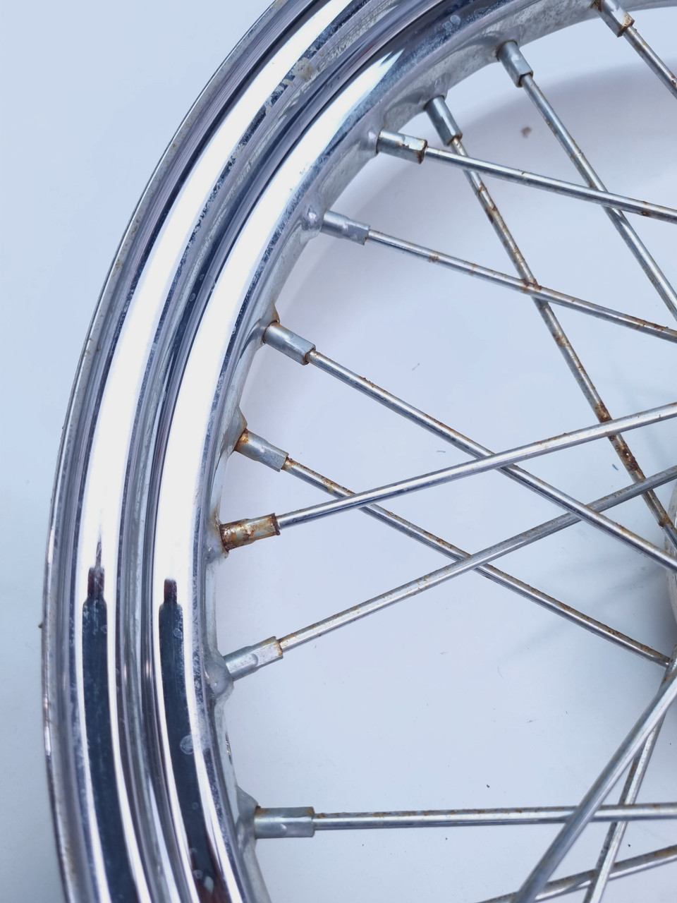 Front wheel 19x2.5 Harley Davidson M8 Softail standard 43300813 - Bike ...