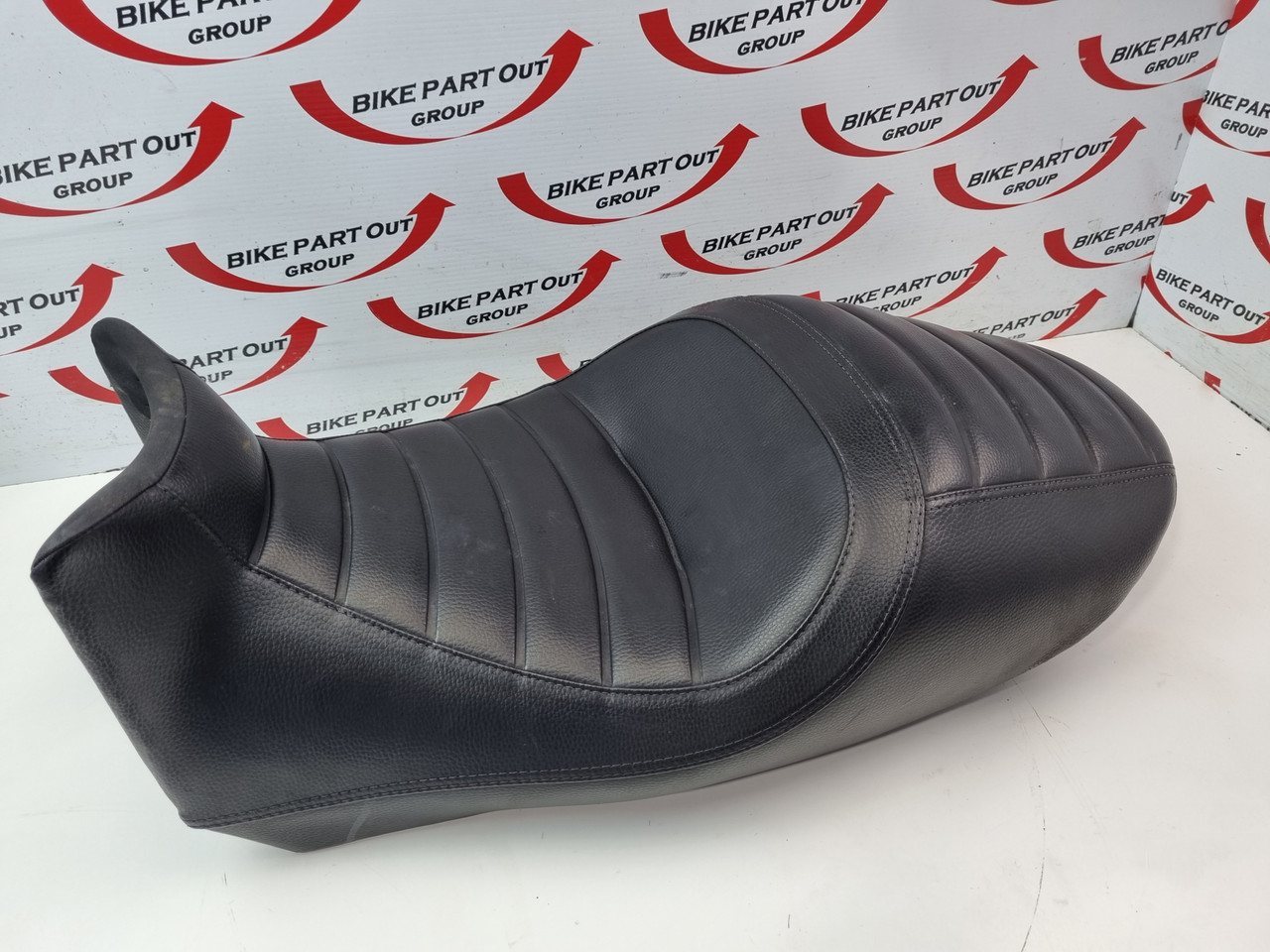Seat Ducati Diavel 1200 Strada 59521881A - Bike Part Out