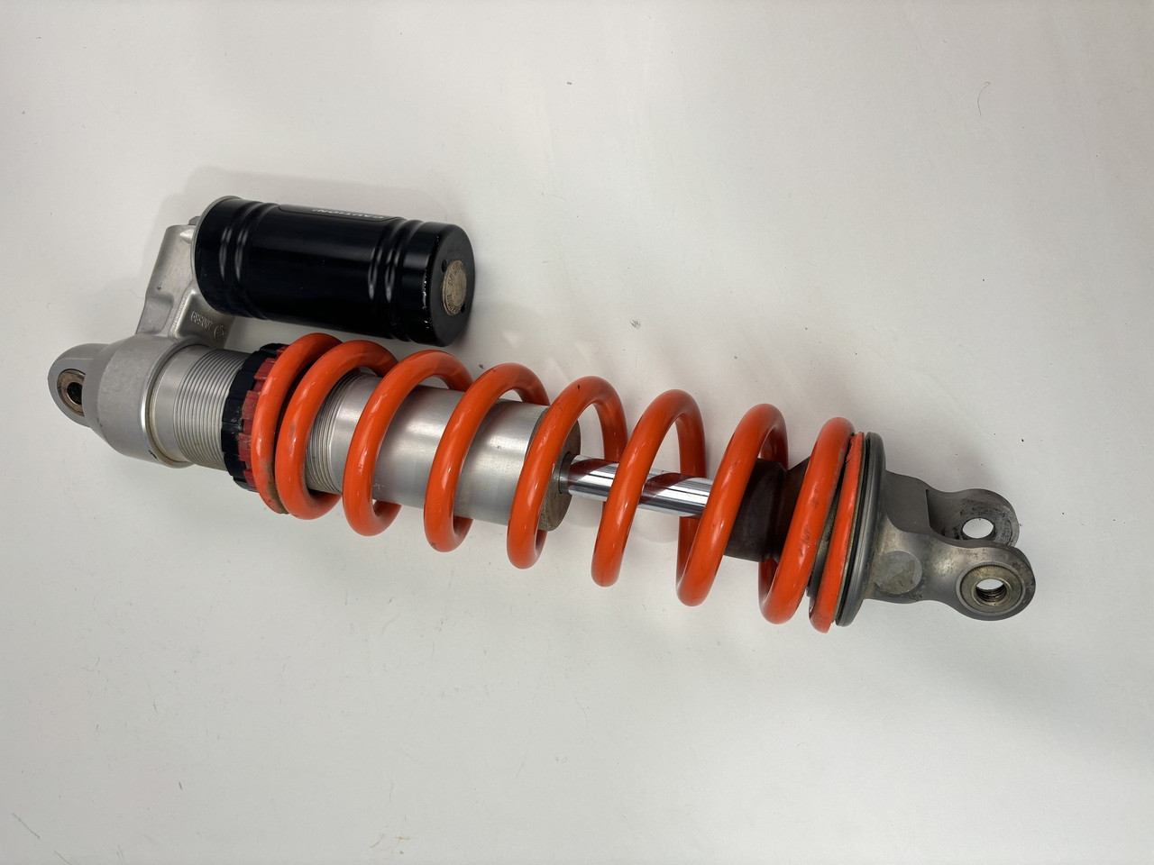 Shock KTM350 EXC-F KTM 350 450 500 20-23 12187T6901 - Bike Part Out