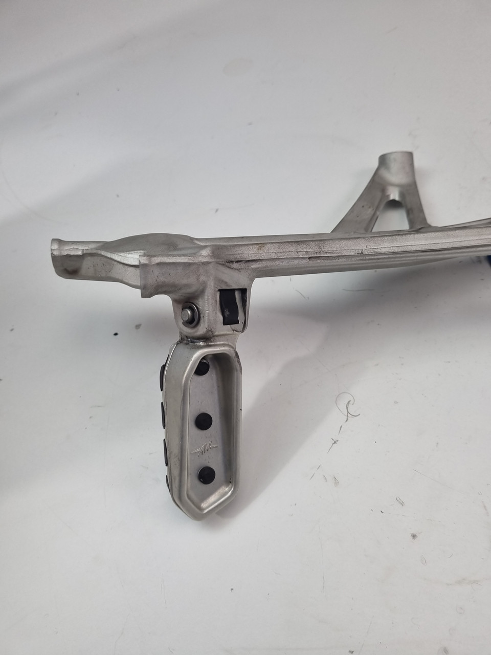 Left foot peg rest mount plate bracket pillion MV Agusta 800 Stradale ...