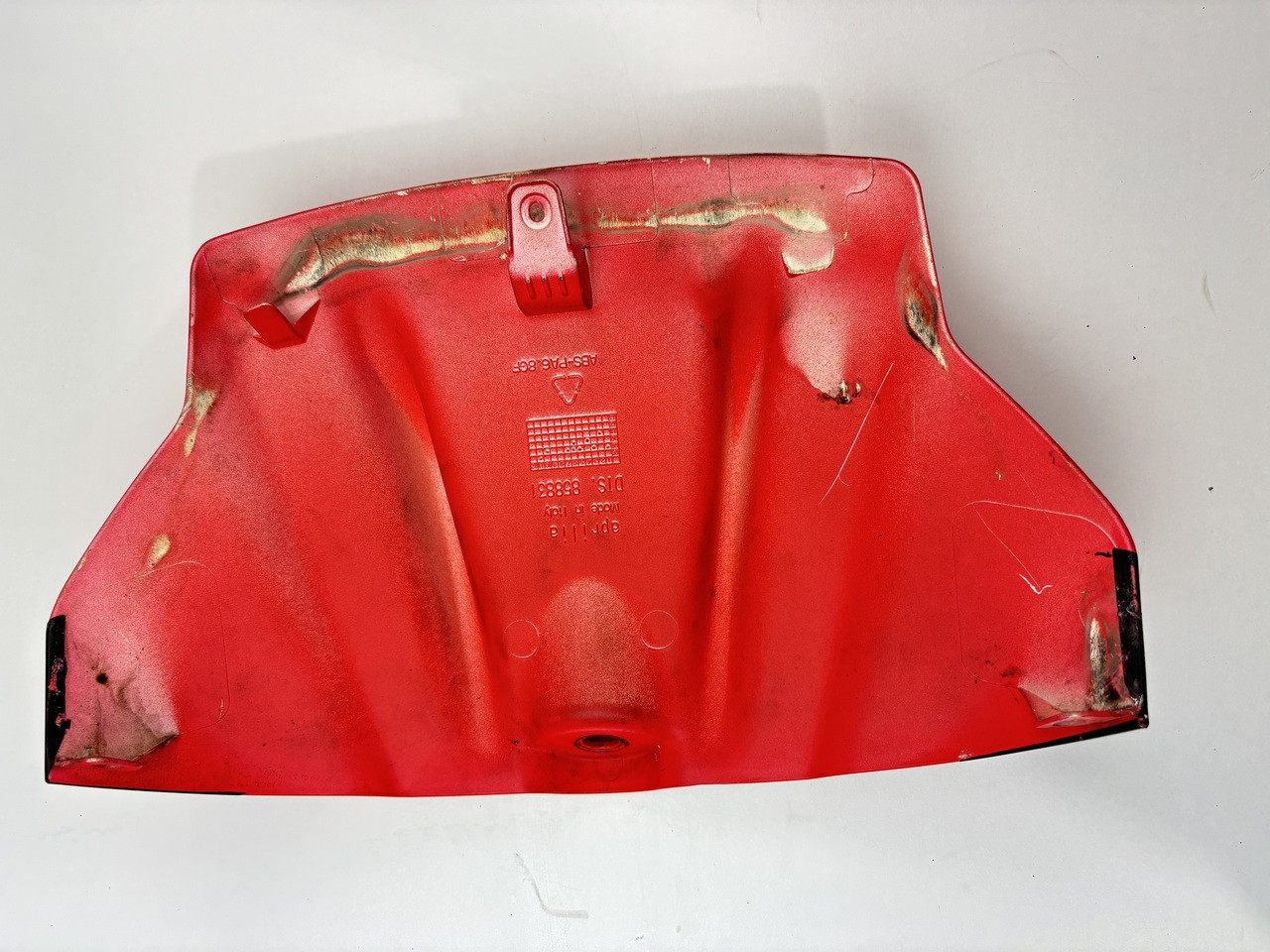 Red Fuel tank cover Aprilia RSV4 1000 09-12 85883100BM - Bike Part Out