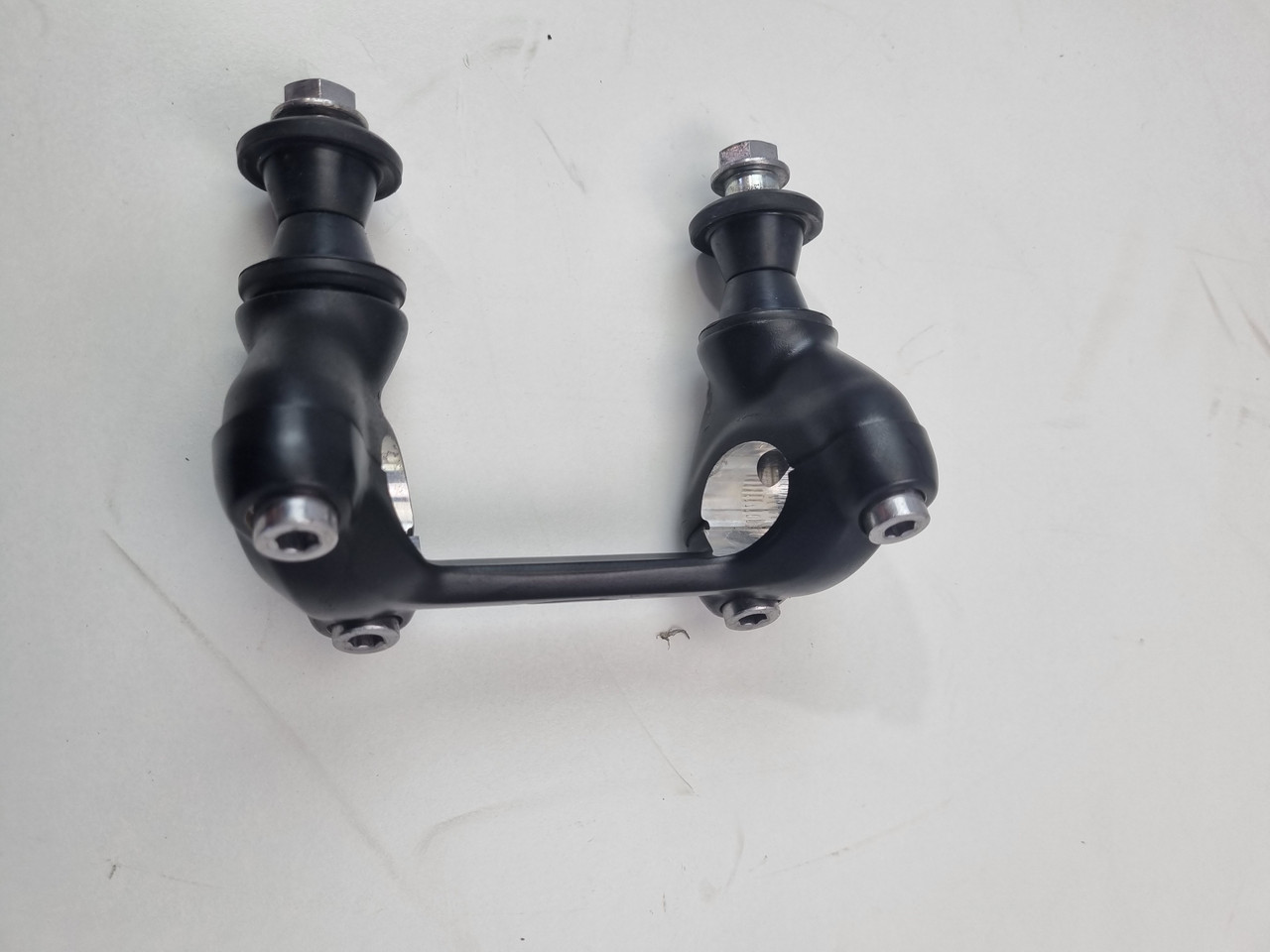 Handlebar clamps risers Triumph Bonneville T120 T2041234 T2041233 ...