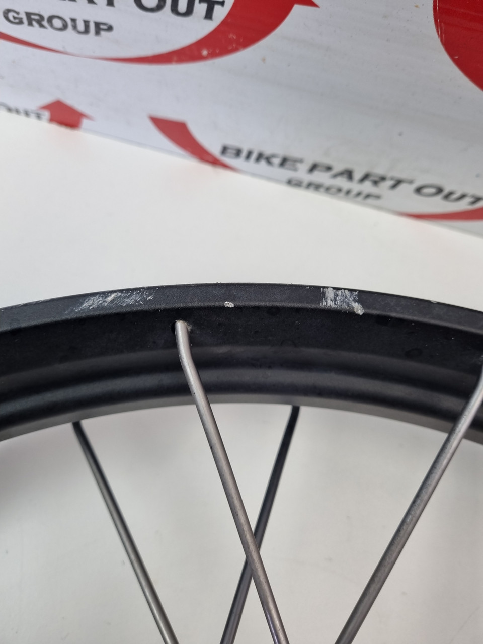 Front wheel Triumph Scrambler 1200 XE XC Tiger 900 850 1200 T2000478 ...