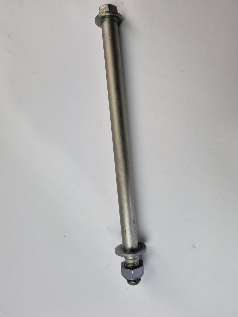 Swingarm bolt pivot shaft spindle Triumph Scrambler 1200 XE XC T2050518 ...