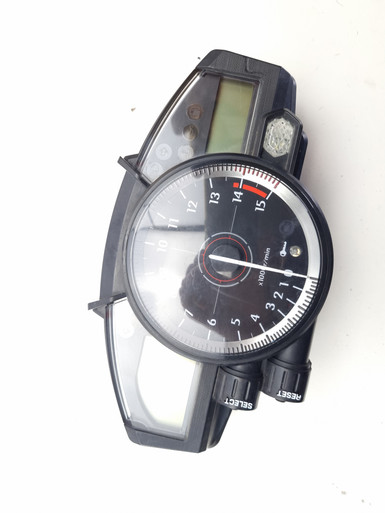 Speedo Speedometer kph Yamaha YZF-R1 R1 07-08 4C8-83500-01 - Bike Part Out