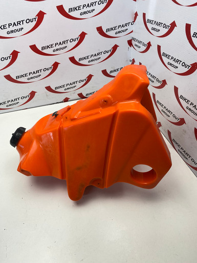 Petrol fuel tank KTM 450 500 525 EXC SX 04-05 5900711300004 - Bike Part Out