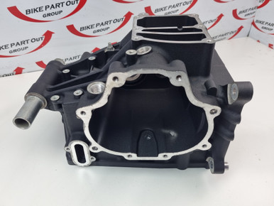 Gearbox Transmission Housing Harley Davidson M8 Softail Standard ...