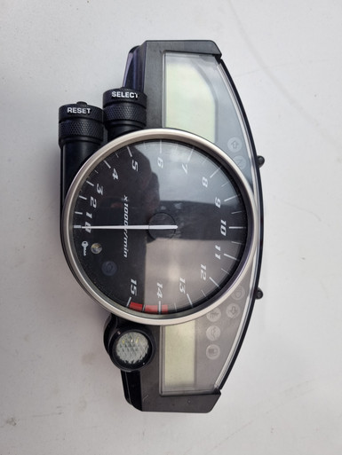 Speedo Speedometer Yamaha YZF-R1 R1 04-05 5VY-83500-02 - Bike Part Out