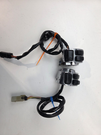 Chrome LH RH Switch 8 / 6 pin Harley Davidson Sportster Dyna Softail ...