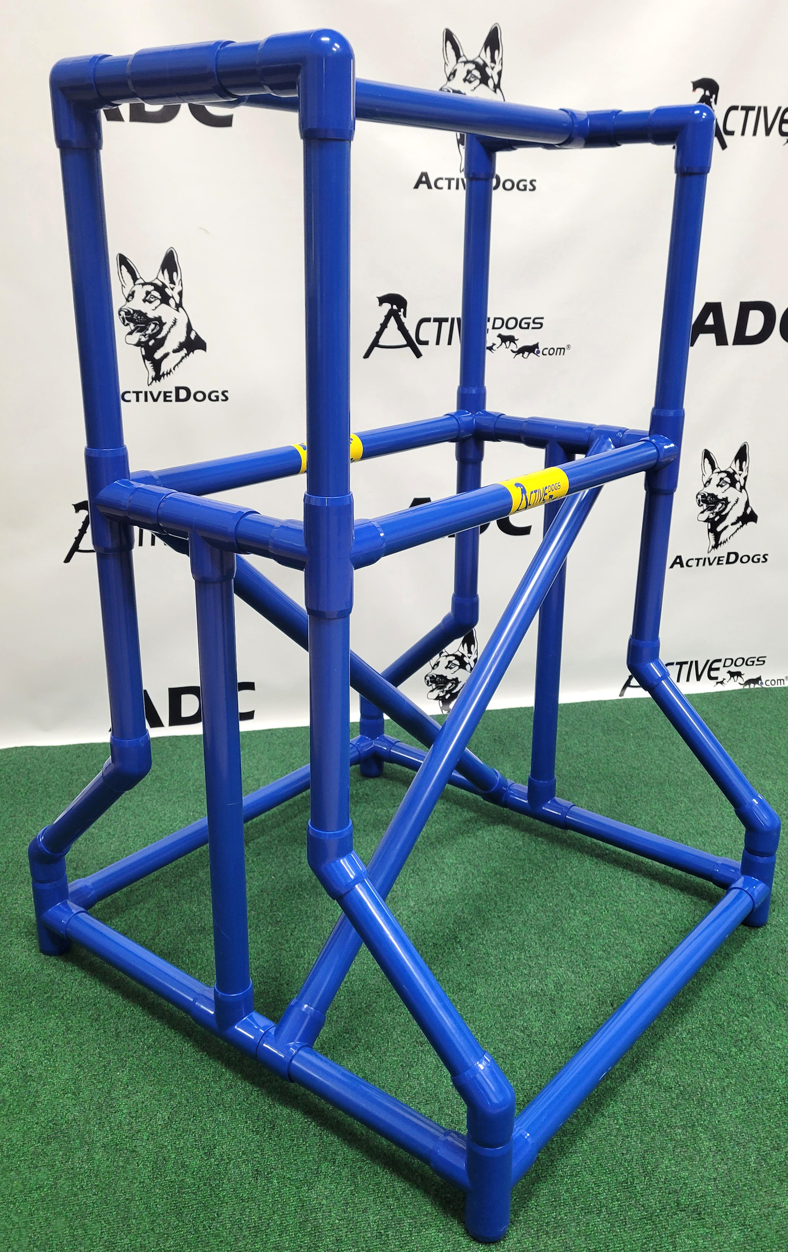 Deluxe Double Dog Walk Base With Side Ramps