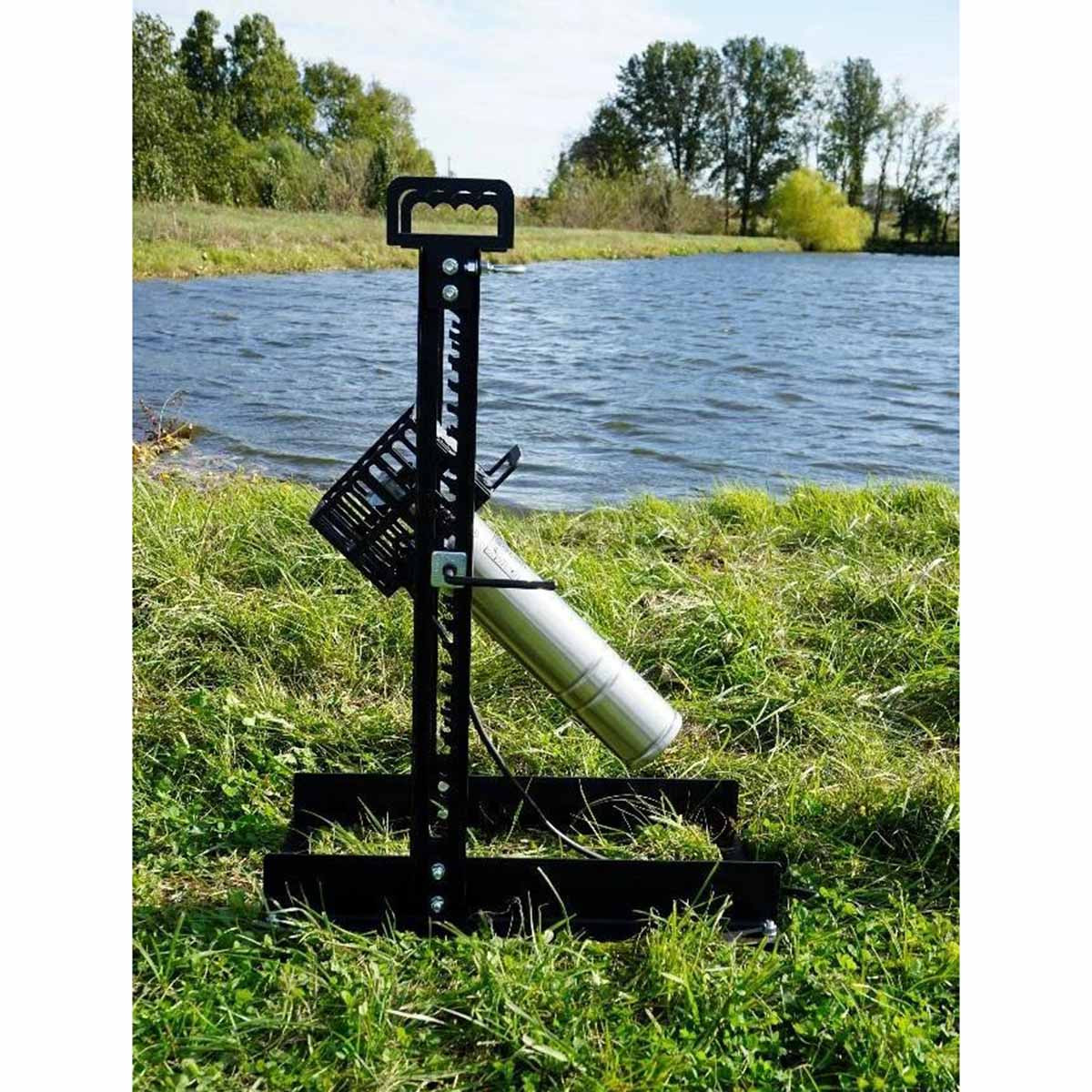 J2 Outdoors Ice Ripper | Rogers Sporting Goods