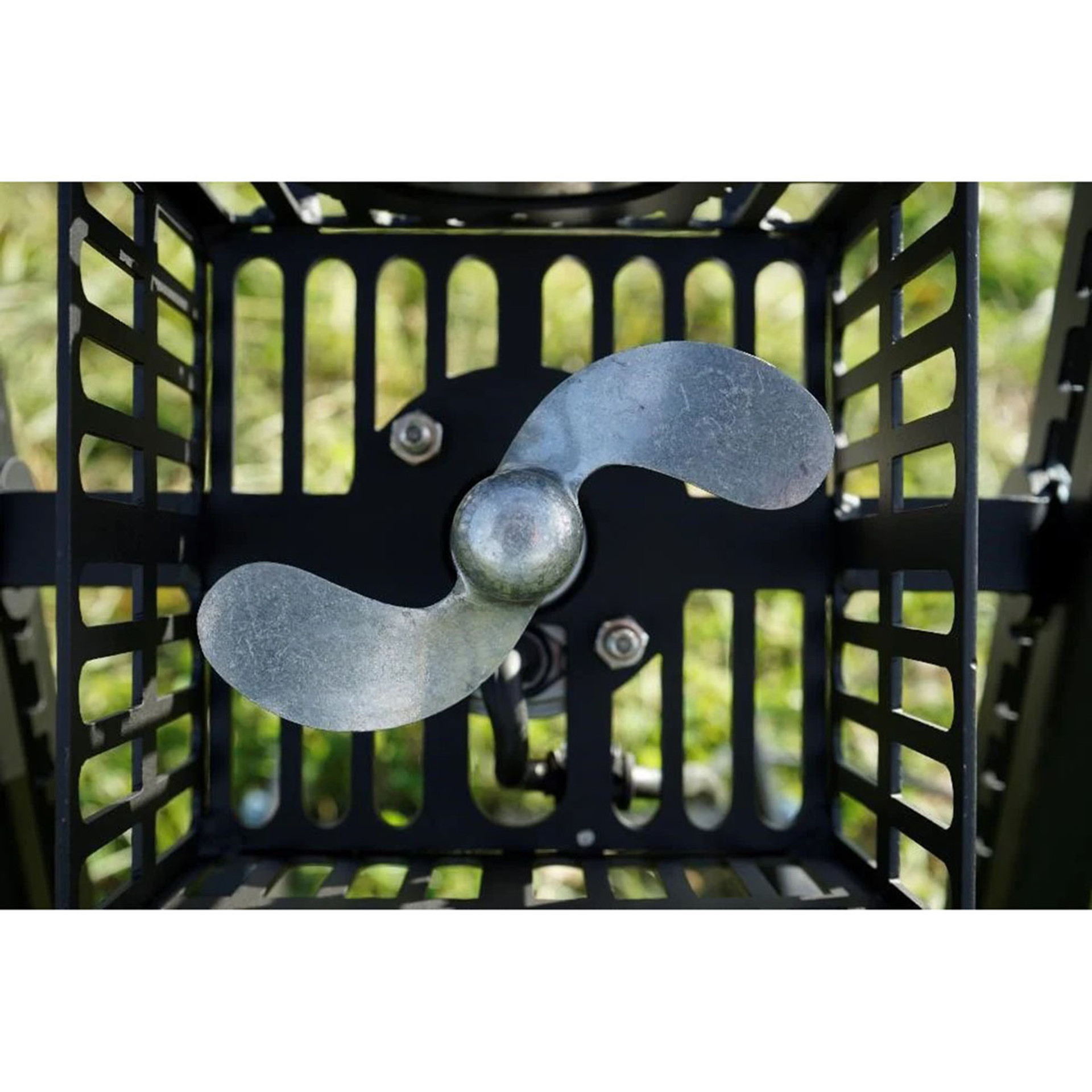 J2 Outdoors Ice Ripper | Rogers Sporting Goods