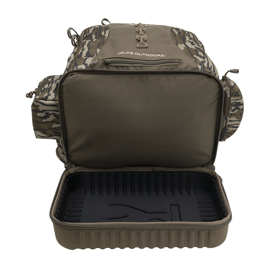 ALPS OutdoorZ Ducks Unlimited Backpack Blind Bag | Rogers Sporting Goods