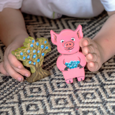 Toy Wooden Blueberry Delight Pig and Blueberry Bush