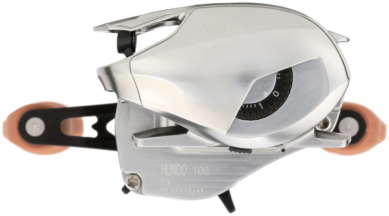 Bates Fishing Hundo Baitcasting Reels - TackleDirect