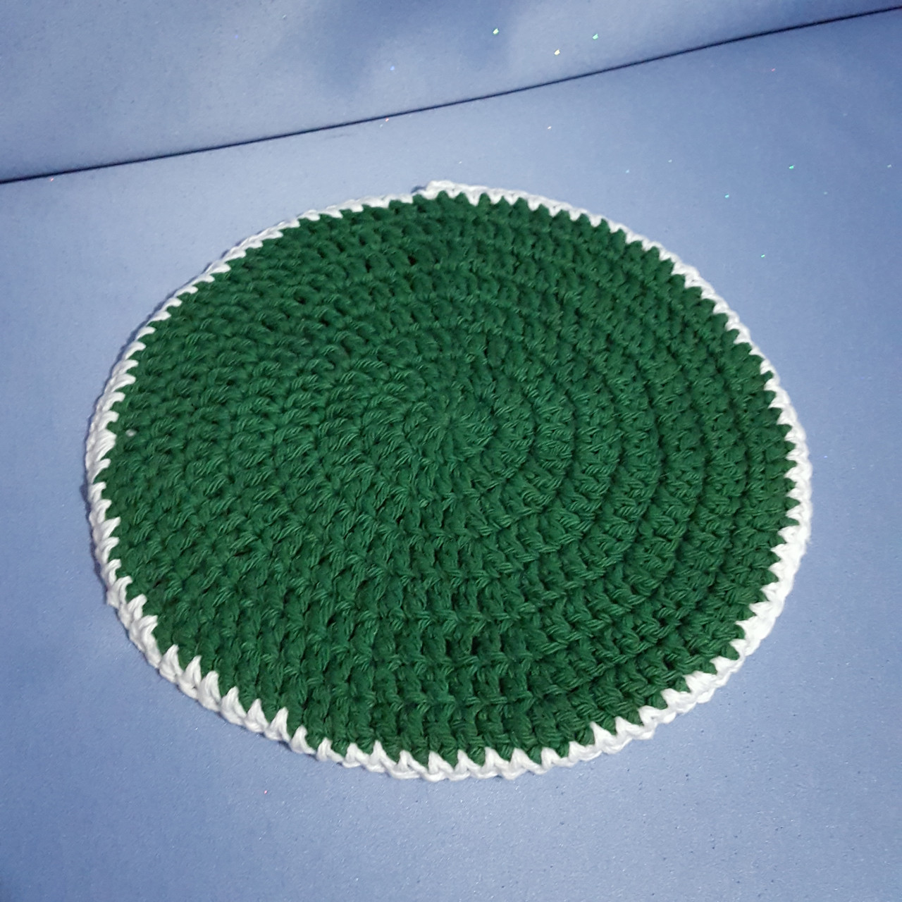 Round African Flower Potholder-Trivet in Red Green w/Green Back ...