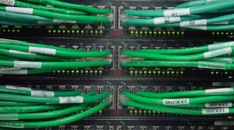 Choosing a Hosted VoIP Provider - IP Phone Warehouse