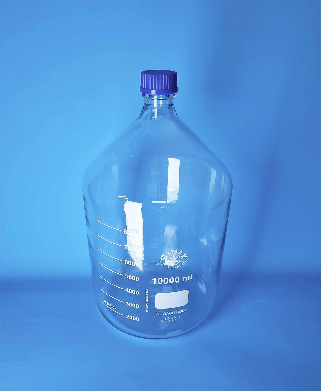 SIMAX® Heatproof Lab Bottle with Screw Cap Lid, 10 Litres - Buy Online ...