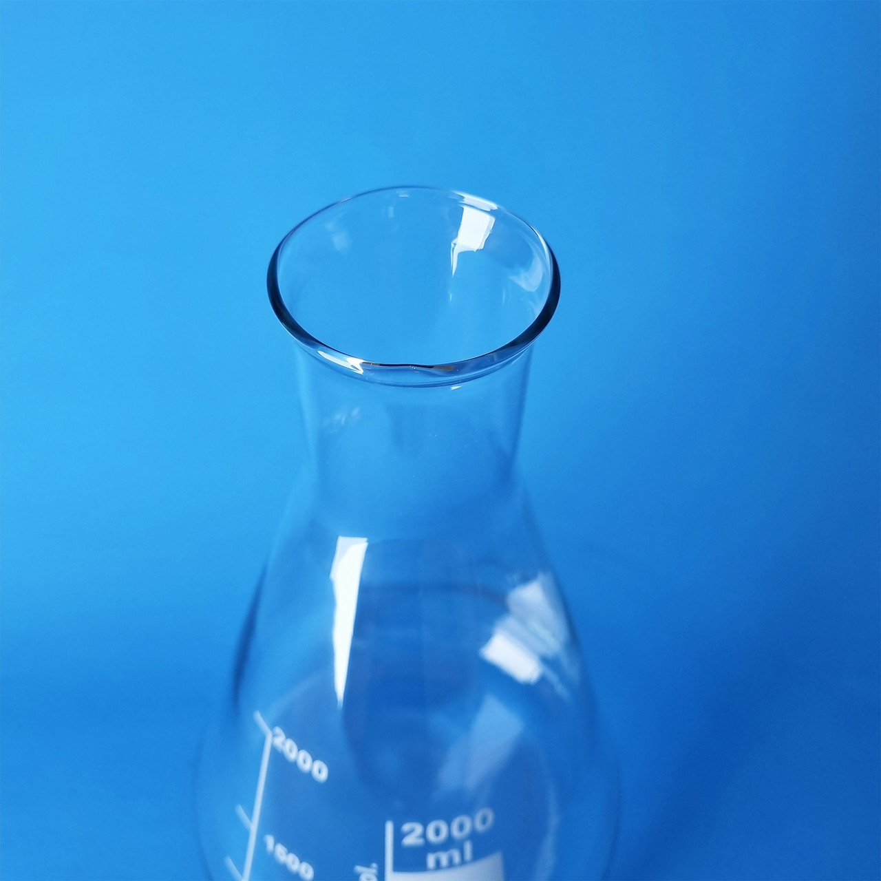 SIMAX® Heatproof Conical Erlenmeyer Flask, Narrow Neck, 2000ml - Buy ...