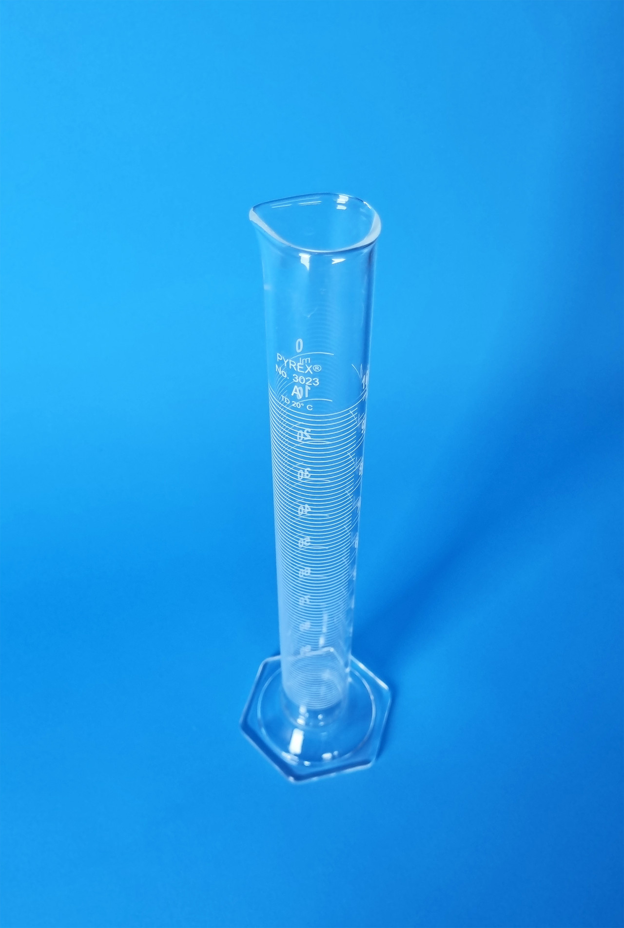PYREX® Heatproof Glass Measuring Cylinder with Double Scale, Tall Form ...