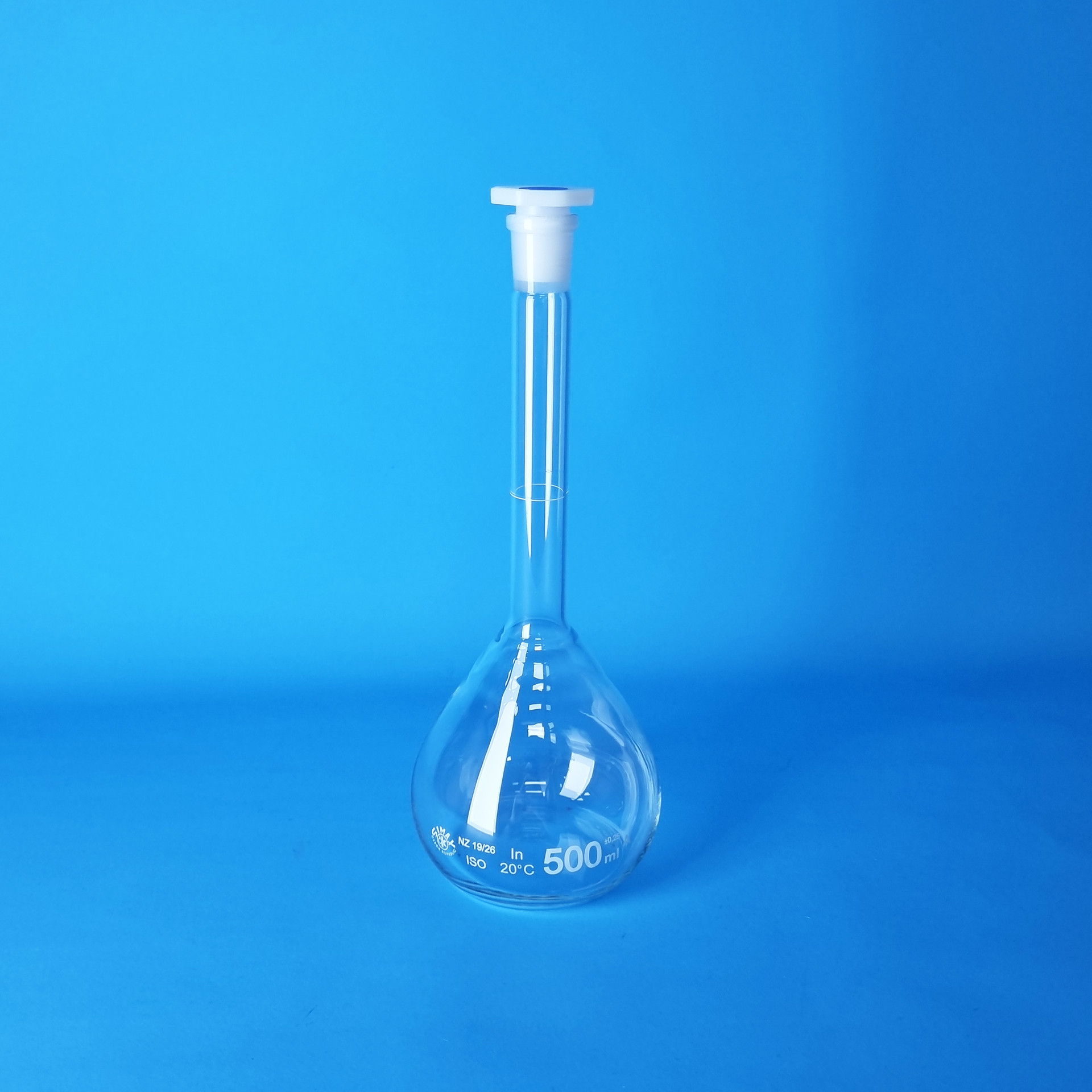 Laboratory Volumetric Flasks - Buy online at LabDirect
