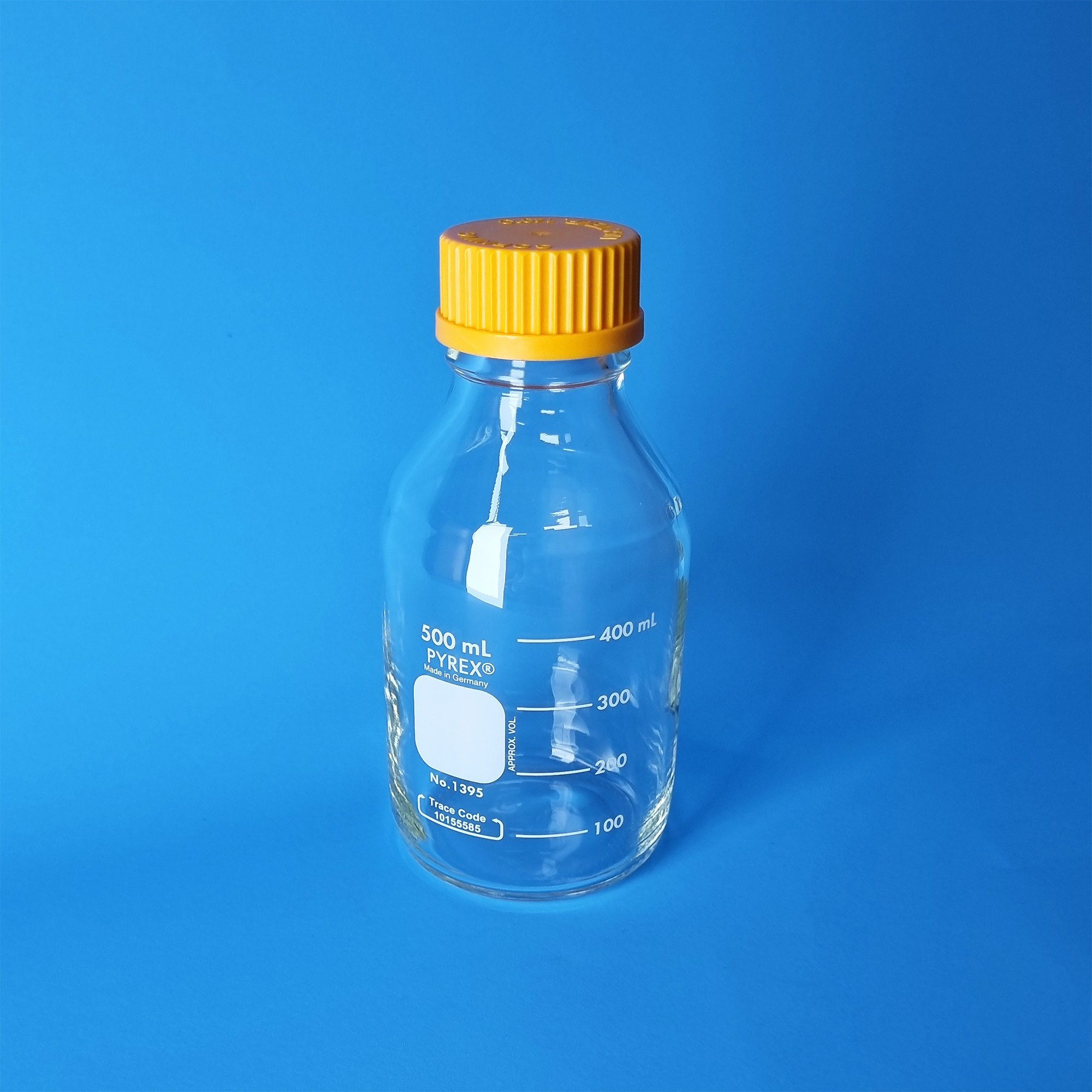 PYREX® Heatproof Glass Media Bottle, GL45 Screw Cap, 500ml (Pack of 2 ...