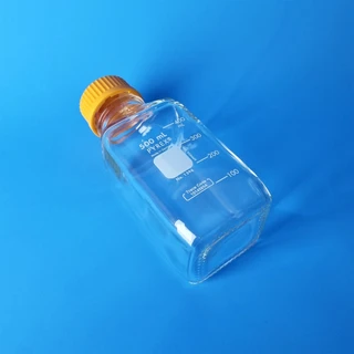 Laboratory Glass Bottles for Safe Sample Storage | LabDirect