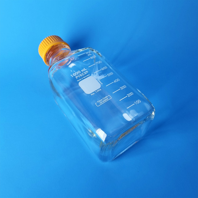 Borosilicate Heatproof Glass Lab Bottles Buy Online At Labdirect