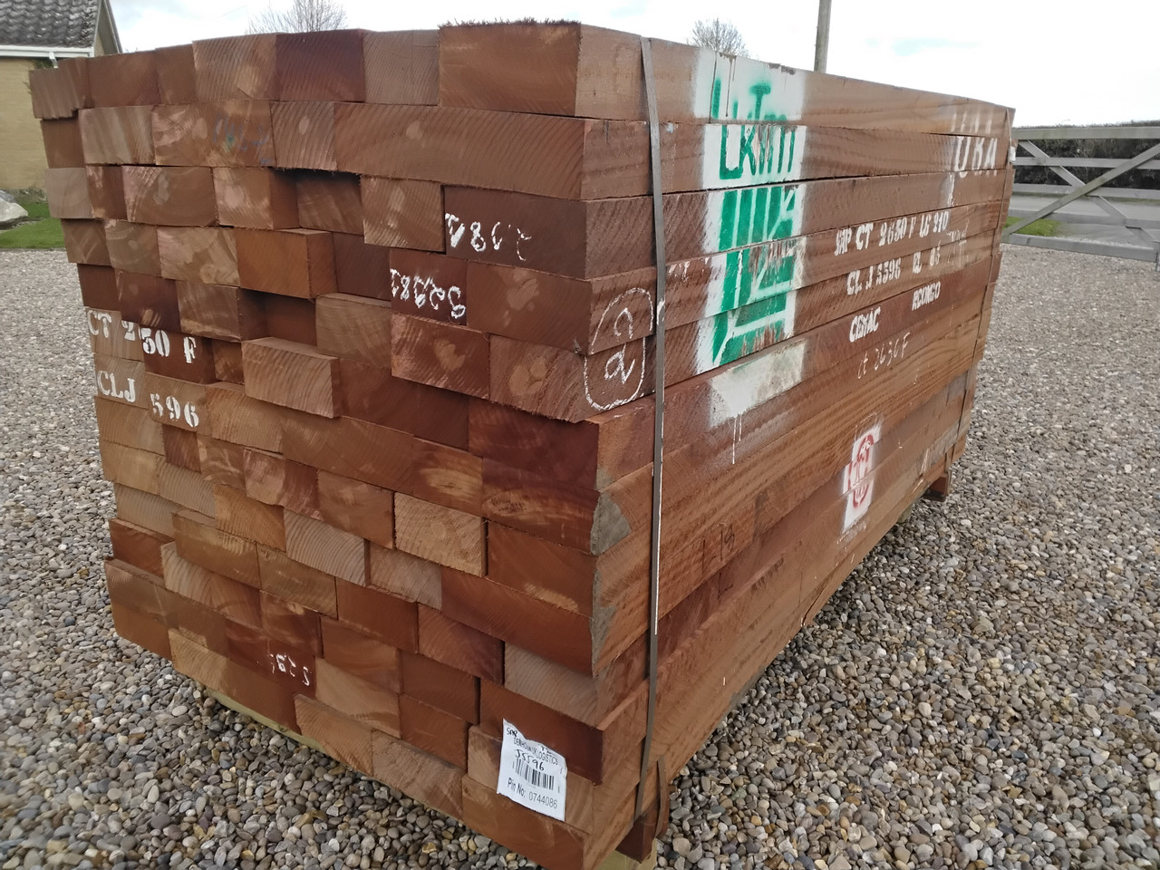 HARDWOOD KILN DRIED TIMBER AFRICAN SAWN SAPELE SLABS / BOARDS