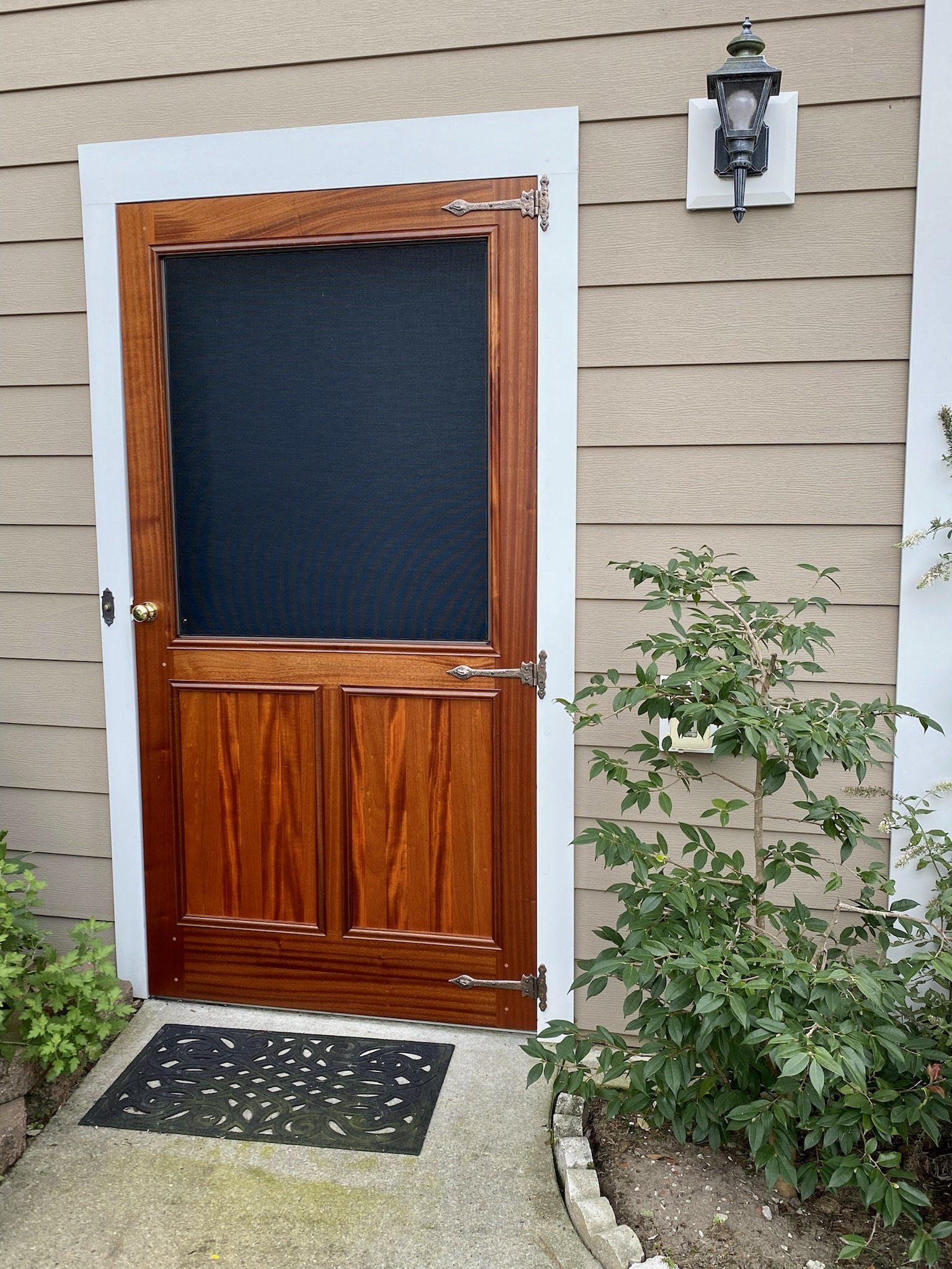 Super Screen Is Super! - Montana Screen Doors LLC