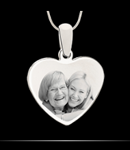 Personalized Photo Engraved Jewelry: A Gift to Honor Their Life