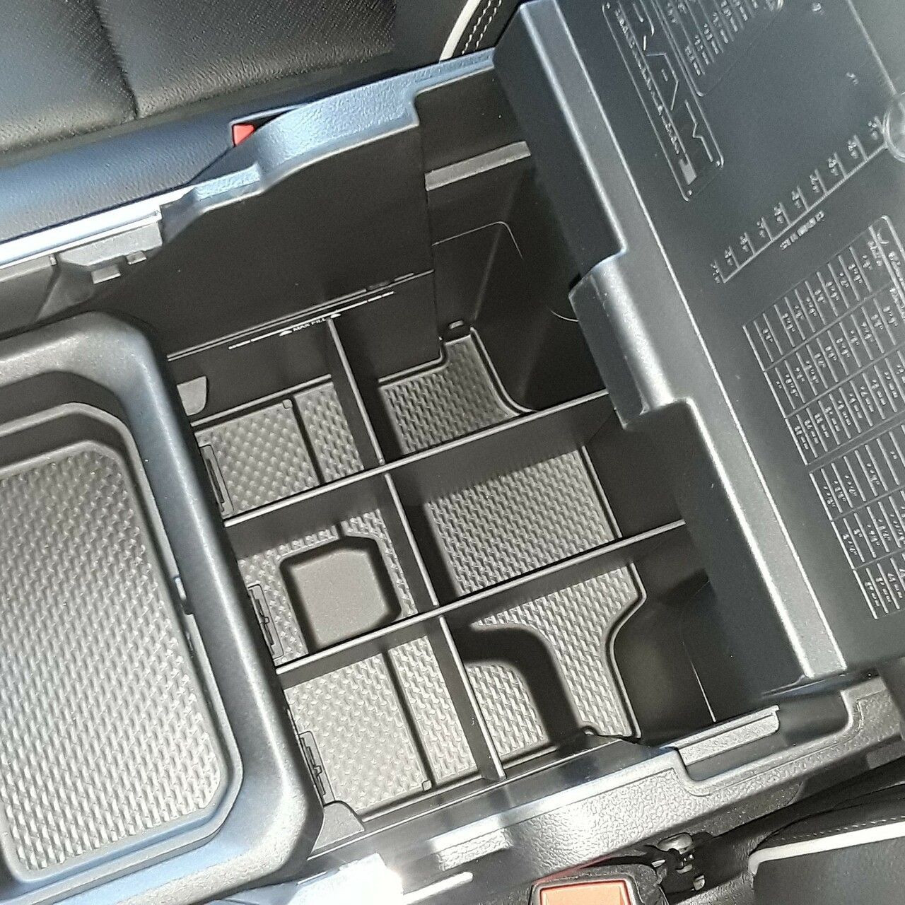 RAM 1500/2500/3500 2019-2025 Lower Center Console Organizer