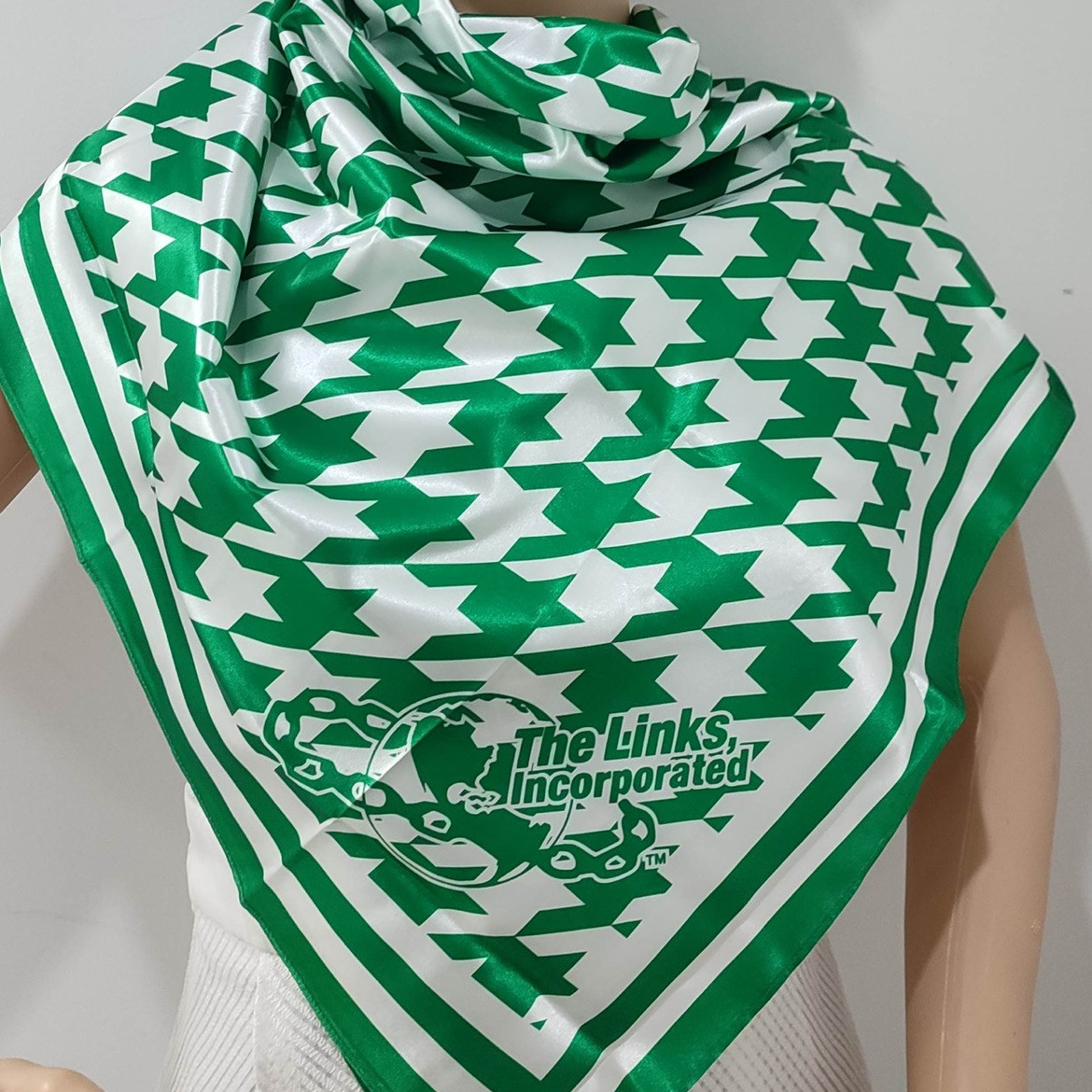 The Links Scarf - Houndstooth - Waju Designs