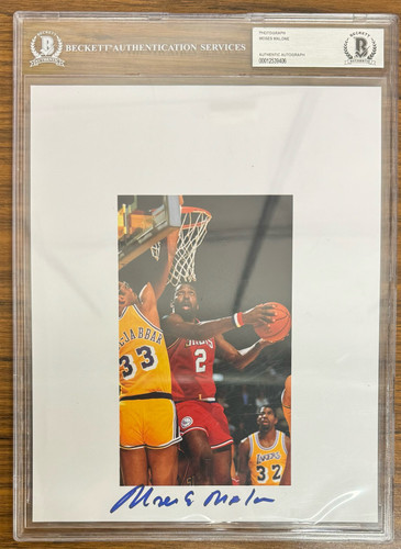Moses Malone Signed Autographed Photo BAS Authentic - Legends Fan Shop