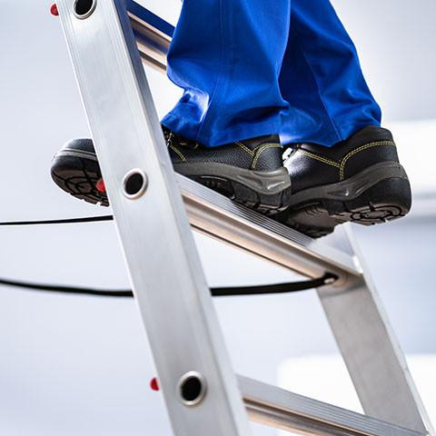 Ladders Safe Work Method Statement (SWMS) | SafetyDocs